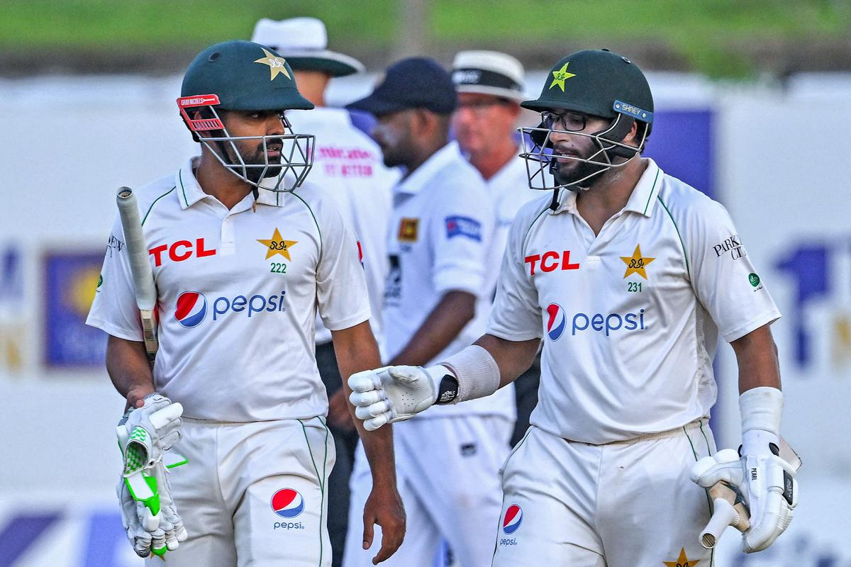 Imam guides Pakistan to test win over Sri Lanka - HUM News