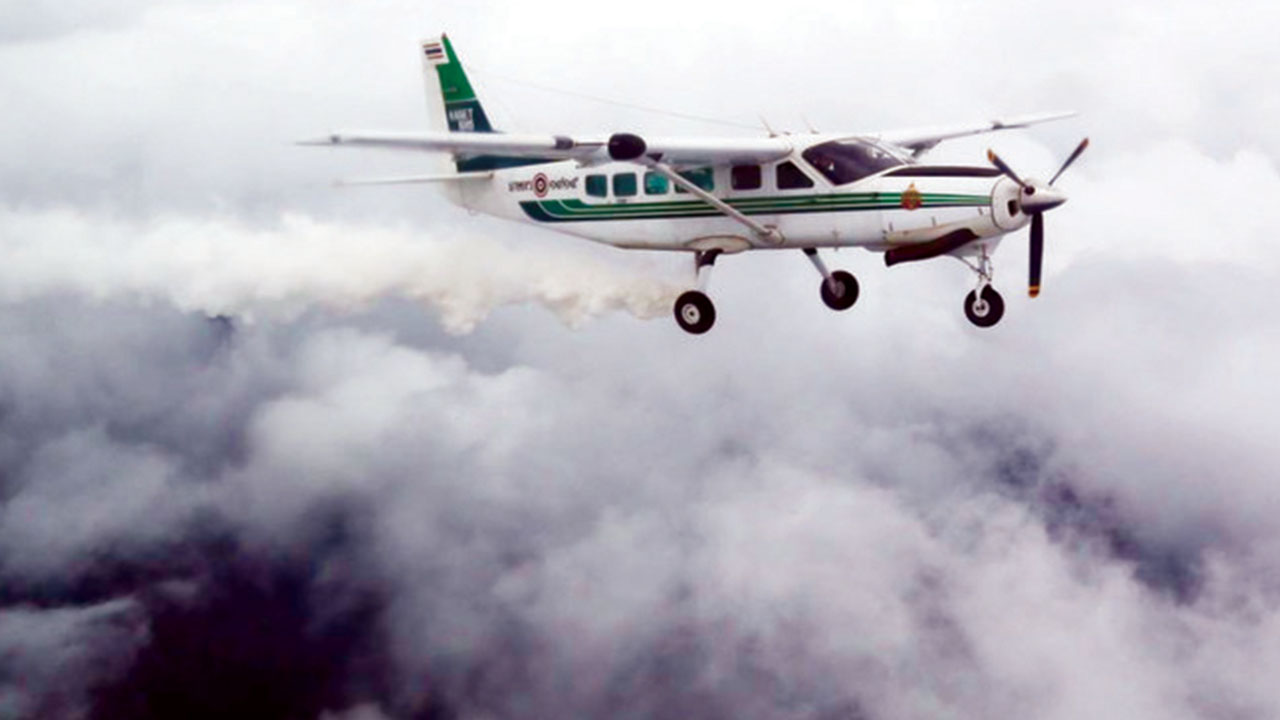 Lahore's AQI improves day after first experiment of artificial rain ...