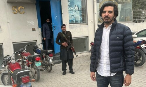 Malicious campaign against SC: Youtuber Asad Ali Toor arrested Latest ... Malicious campaign against SC: Youtuber Asad Ali Toor arrested Latest ...