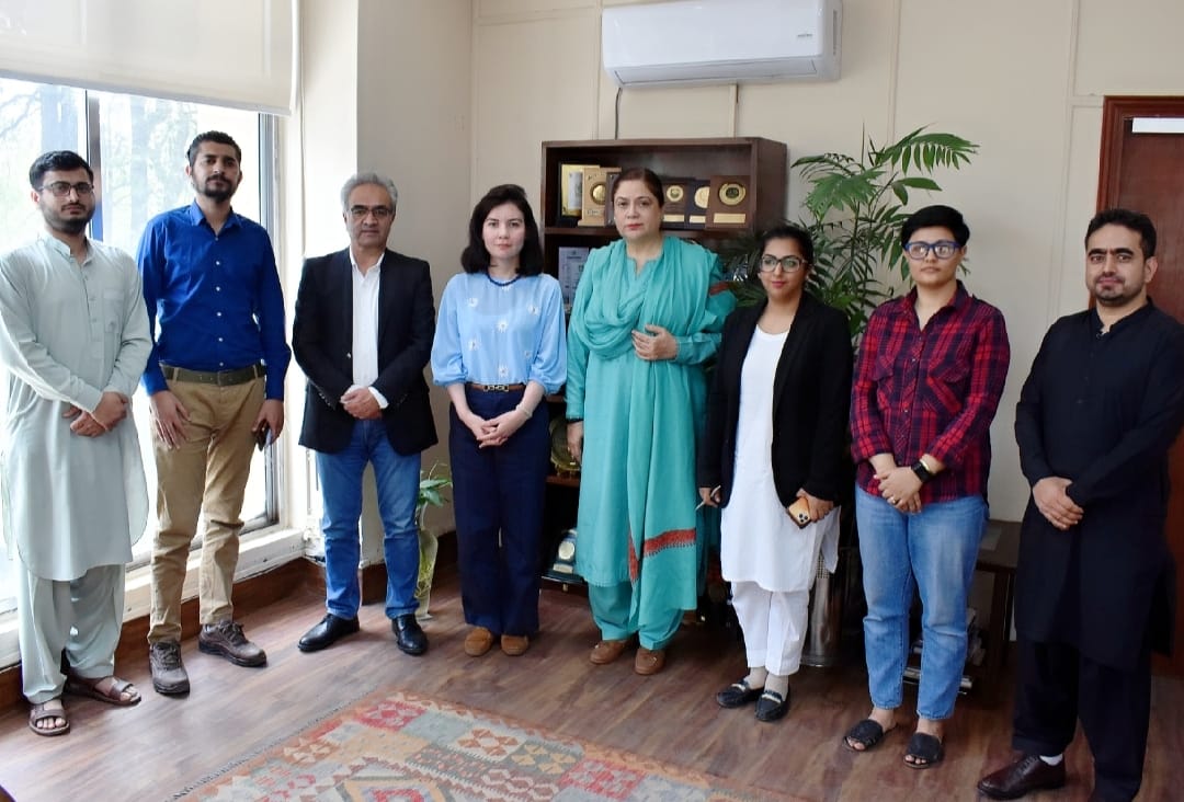 NCSW chairperson demands medical check of abducted girl Falak Noor ... NCSW chairperson demands medical check of abducted girl Falak Noor ...