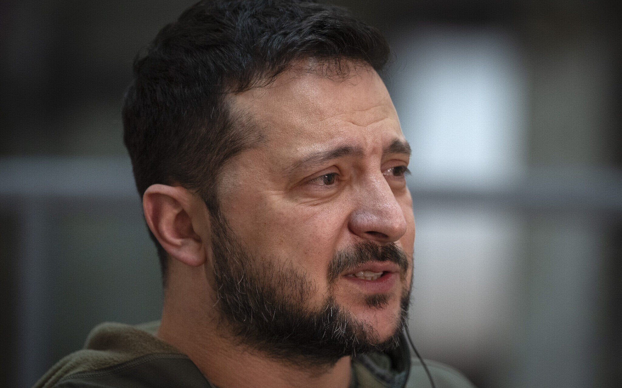 Ukraine's Zelenskiy replaces commander of joint forces - HUM News