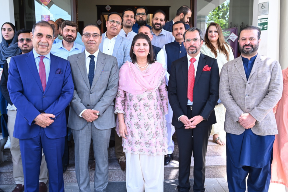 Gen Nigar Johar appointed RCCI brand ambassador for women - HUM News