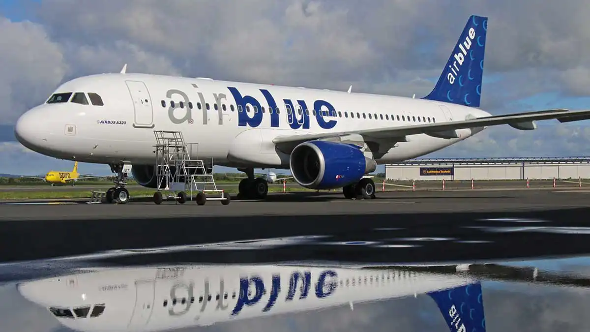 Airblue also eyeing UK flight market - HUM News