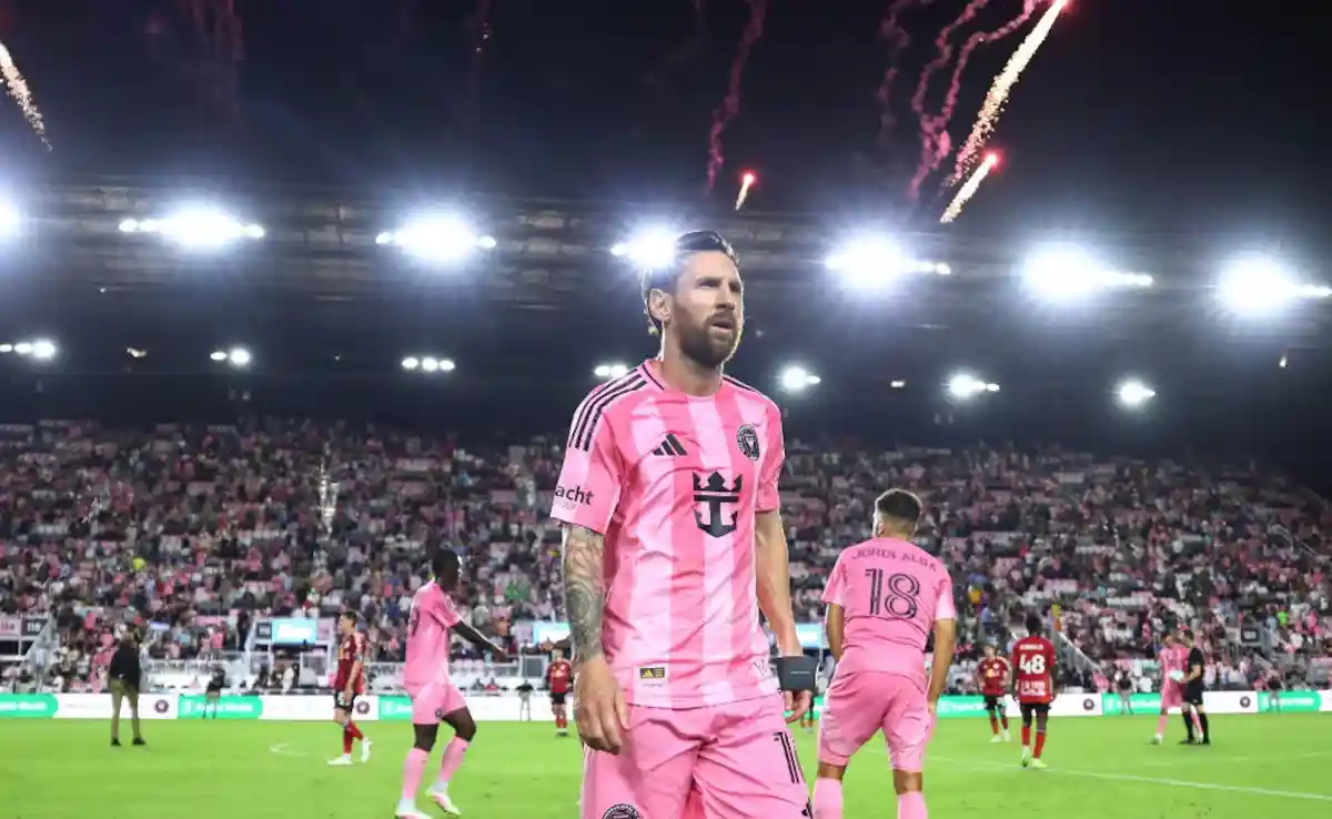 Messi double as Miami bounce back against Red Bulls Sport - HUM News