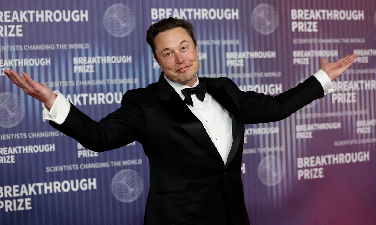 Elon Musk moves closer to trillionaire milestone - HUM News