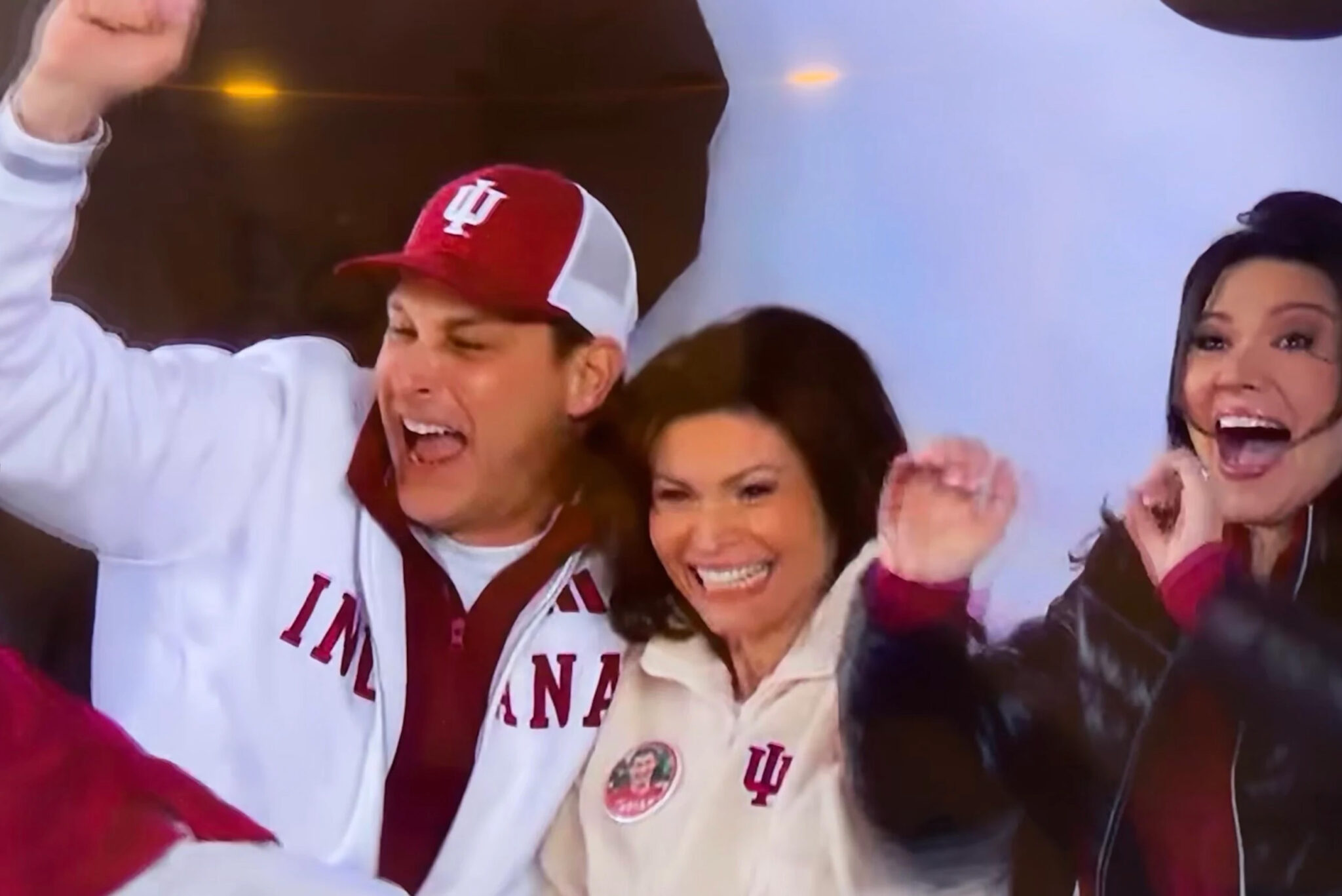 Fernando Mendoza’s greatest victory is the bond he shares with his mom ...