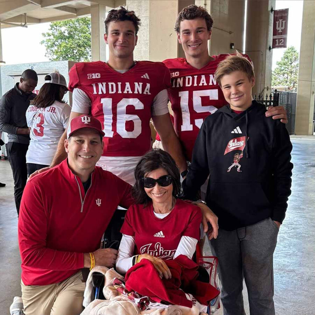 Fernando Mendoza’s greatest victory is the bond he shares with his mom ...